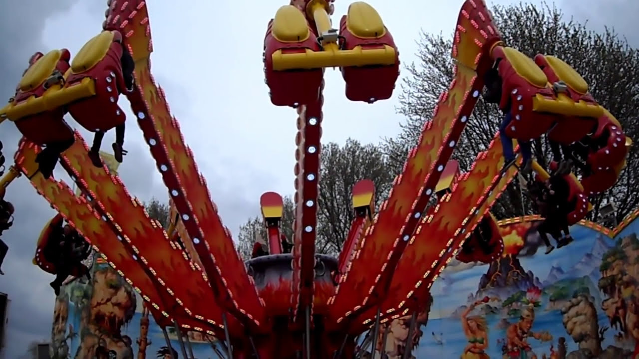 [Fahrgeschäft] Voodoo Jumper | 2013 - YouTube