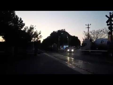 ANADOLU DMU MANİSA - ALAŞEHİR BÖLGESEL İL İÇİ EXPRESİ TRENİMİZ SALİHLİ KELLİK GEÇİDİNDEN 19 : 30.