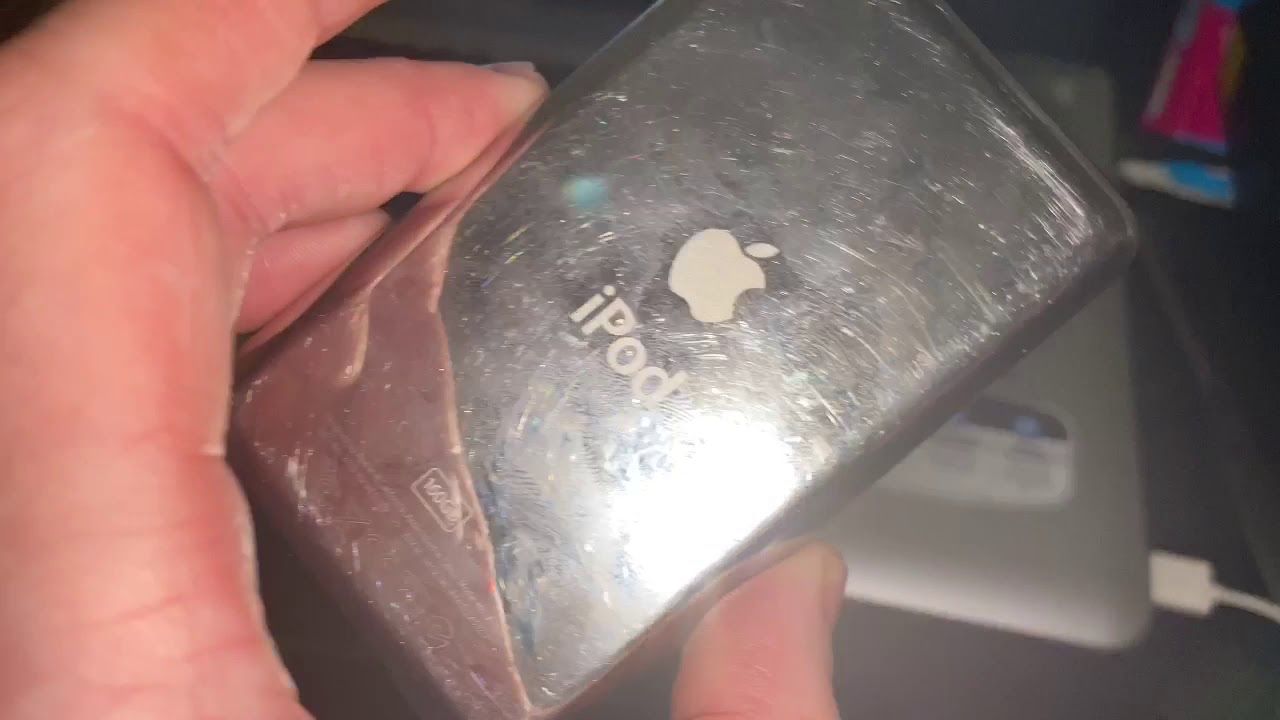 Finishing Up An Iflash Installation In A 7th Gen Ipod Classic - YouTube
