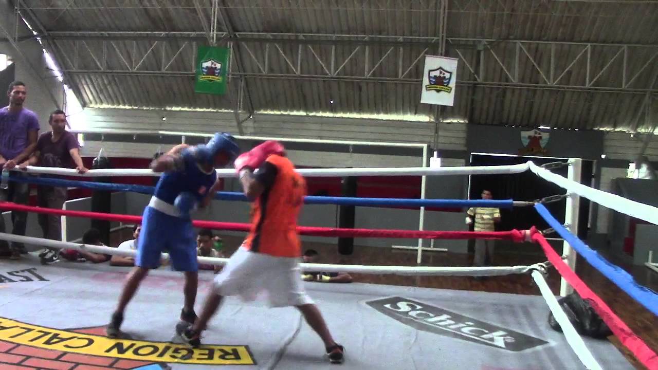 telmo carbajo johan denegri 1 raund - YouTube