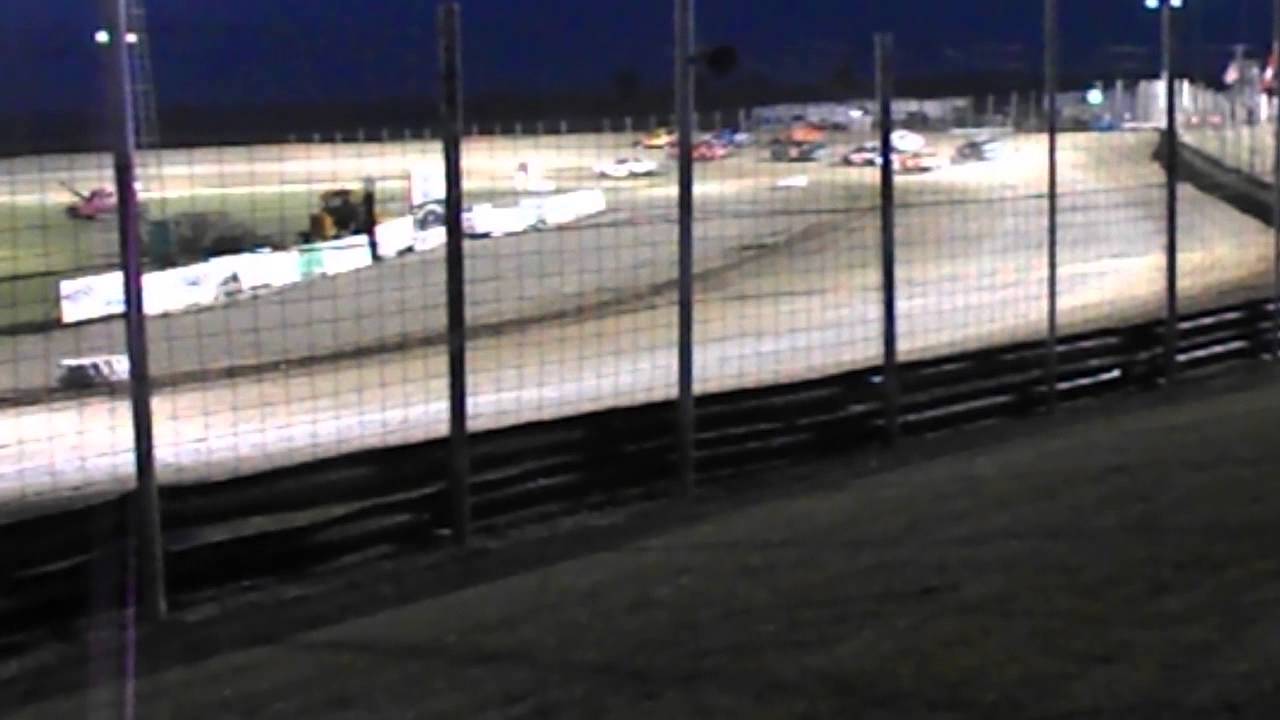 DSCN0026 Devils Lake Speedway Pure stock Feature - YouTube