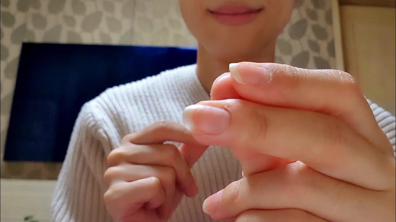 ASMR Hand Movement For Your Sleep ☁️💙 finger fluttering, nail tapping ...