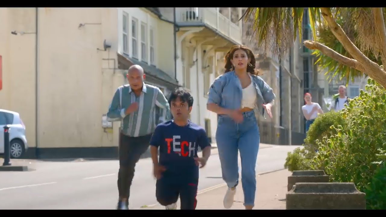 Any How Mitti Pao Movie Review | Any How Mitti Pao Movie Review in ...