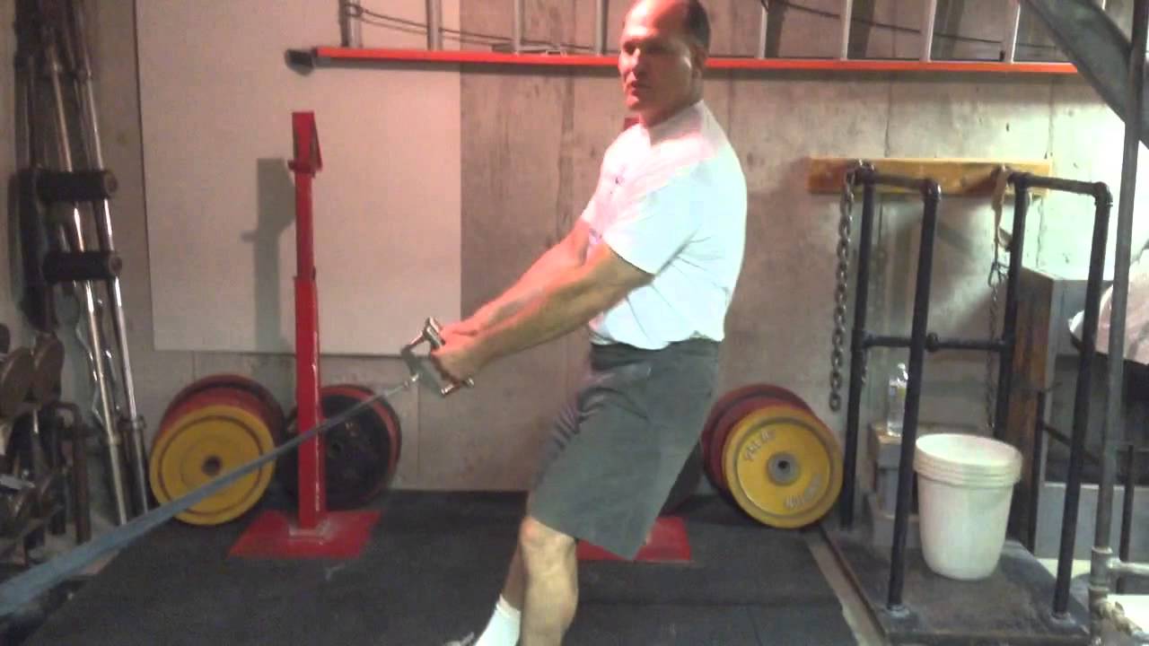 Standing High Row with Resistance Bands - YouTube