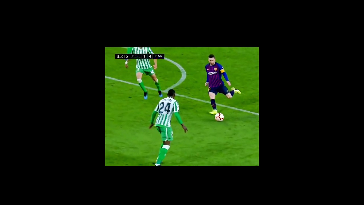 Messi's best chip goal. #messi #football #chips #goals - YouTube