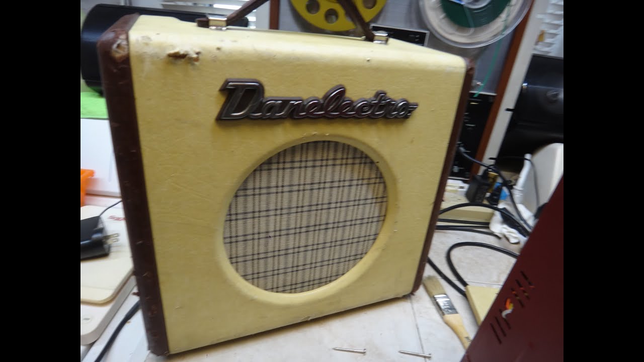 Danelectro Nifty Fifty Guitar Amplifier. - YouTube