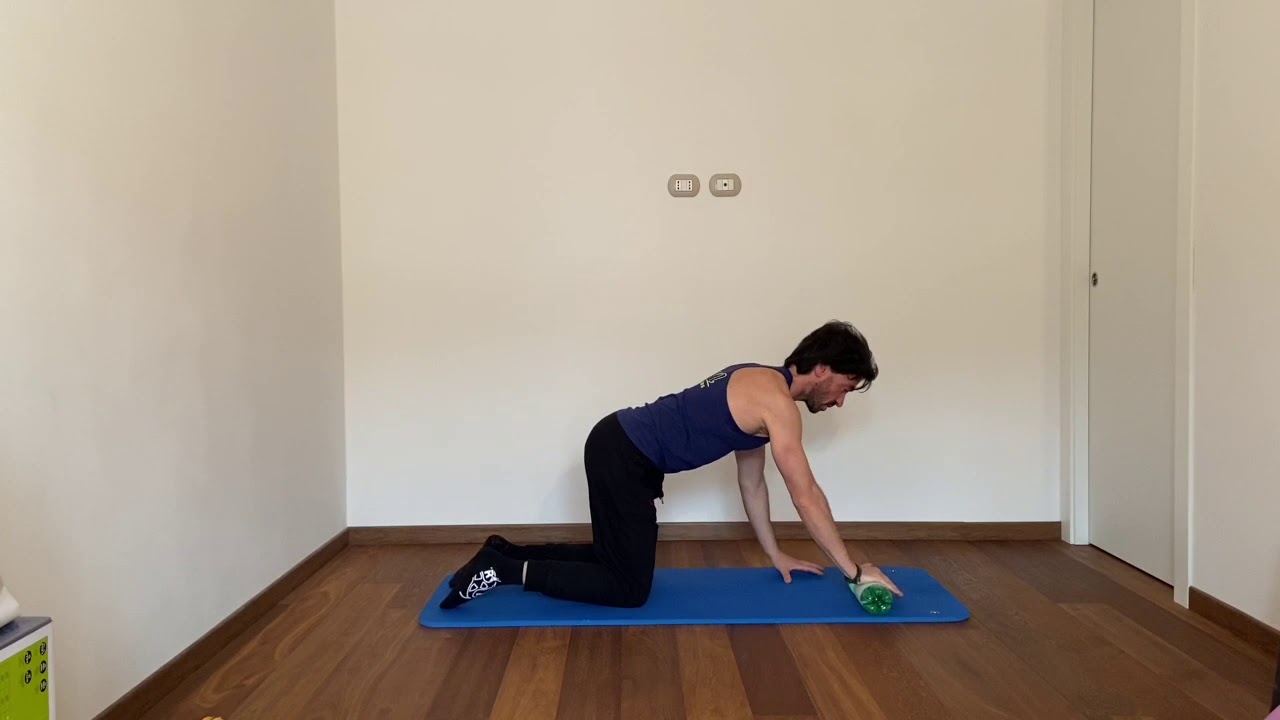 PILATES NECK MOBILITY - YouTube