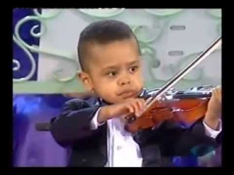 Andre Rieu & 3 year old violinist, Akim Camara