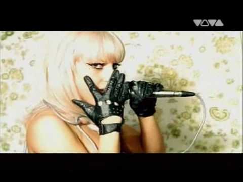 Lady Gaga VS. Rihanna ~ Just Disturbia~ - YouTube
