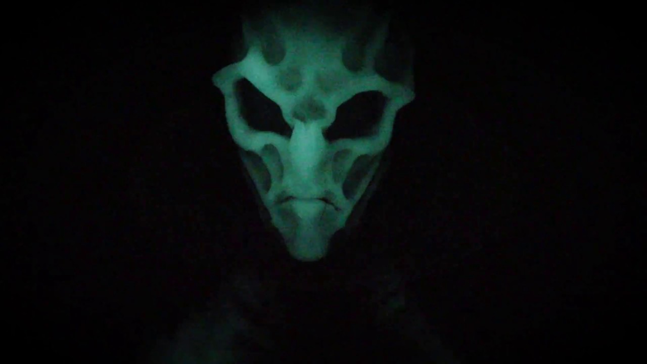 Luminescent Alien Silicone Mask - SPDarkCreations - YouTube