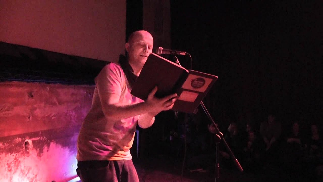 Poetry Slam: Paul Weigl - Düstere Legenden - YouTube