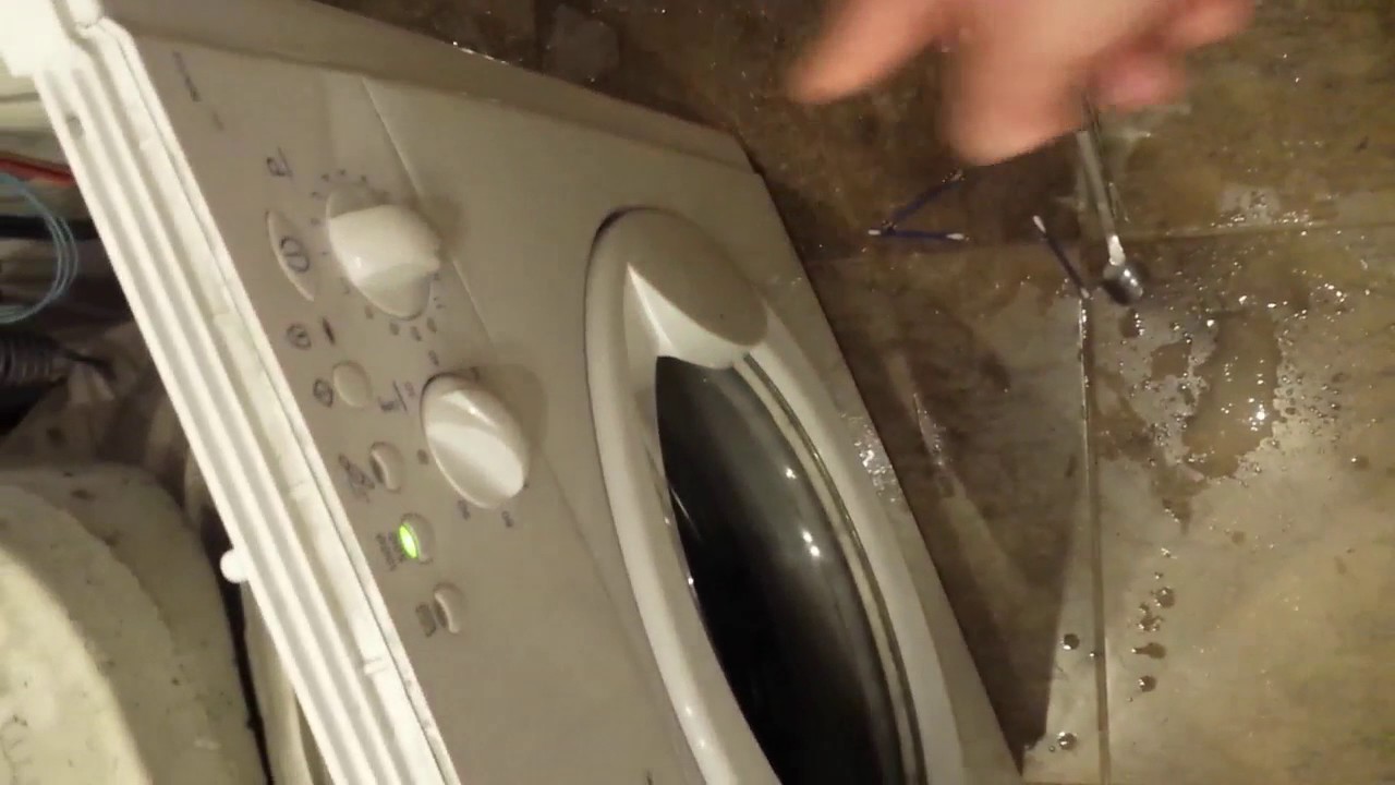 INDESIT WIN 102 Uszkodzony hydrostat? - YouTube