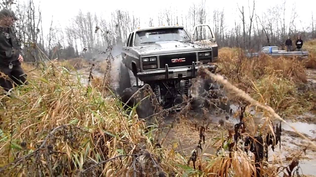 monster truck stuck in the swamp - YouTube