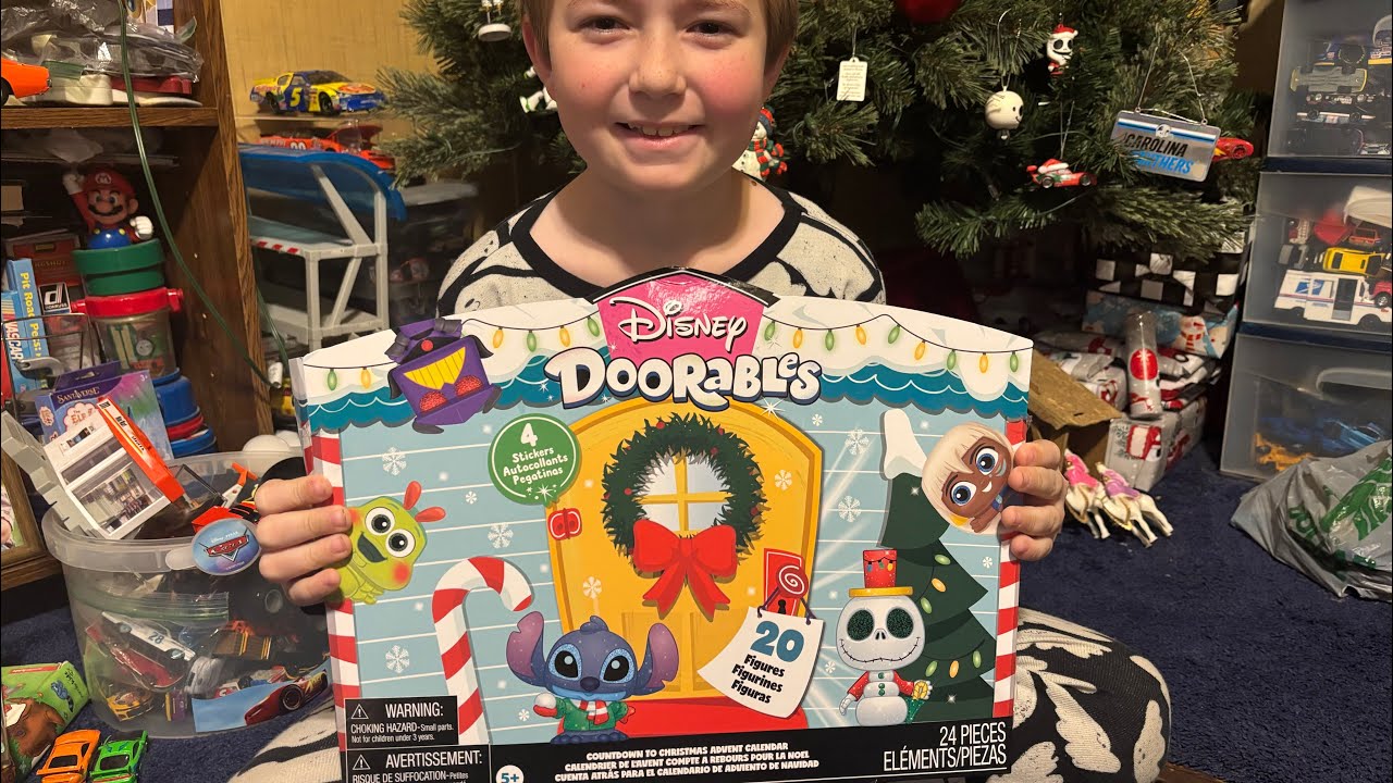 2024 Disney Doorables Advent Calendar Day 1 !! - YouTube