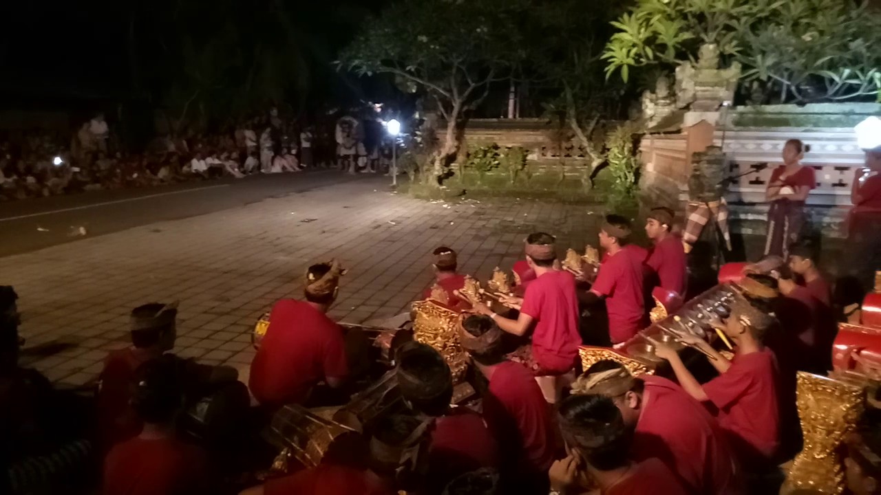 ST Tunggal Adnyana - Banaspati Raja - YouTube