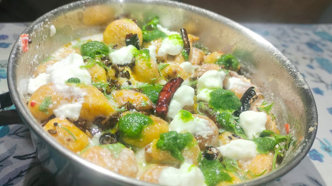 Dahi phulki | Mattha phulki | basan ki phulki | Soft and famous Dahi ...