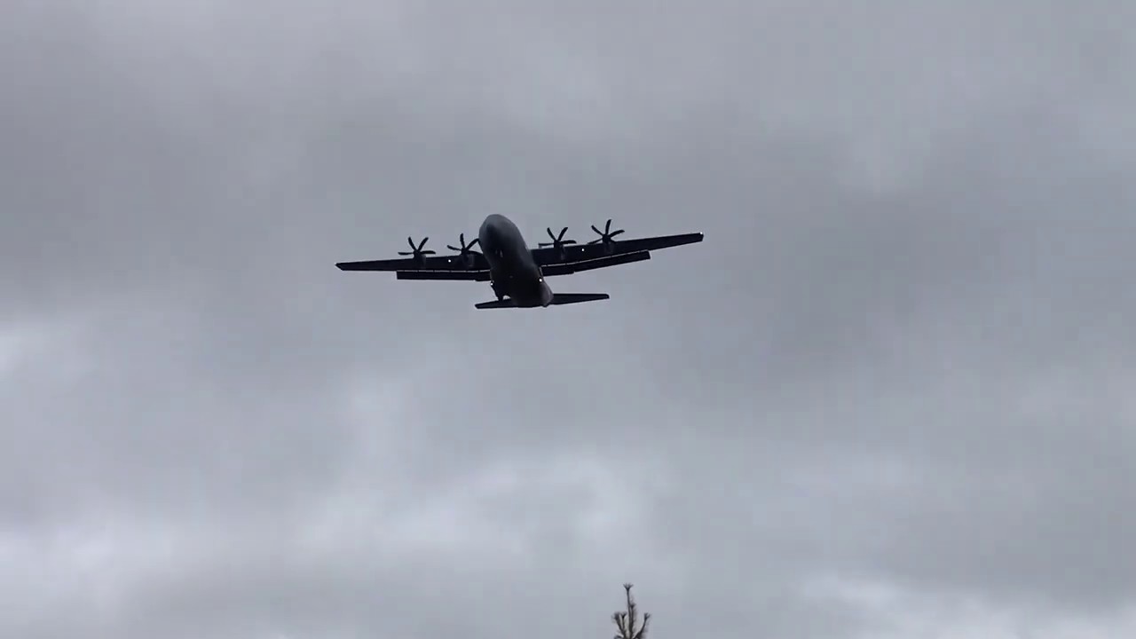 USAF Lockheed Martin C-130J Super Hercules Left-Close, Touch-and-Go ...