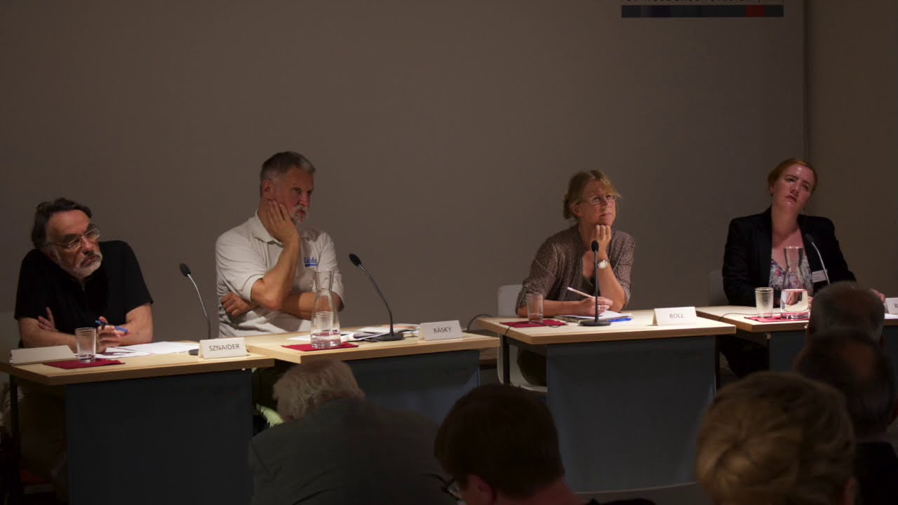 Panel 1: Verbrechen und Strafe - YouTube