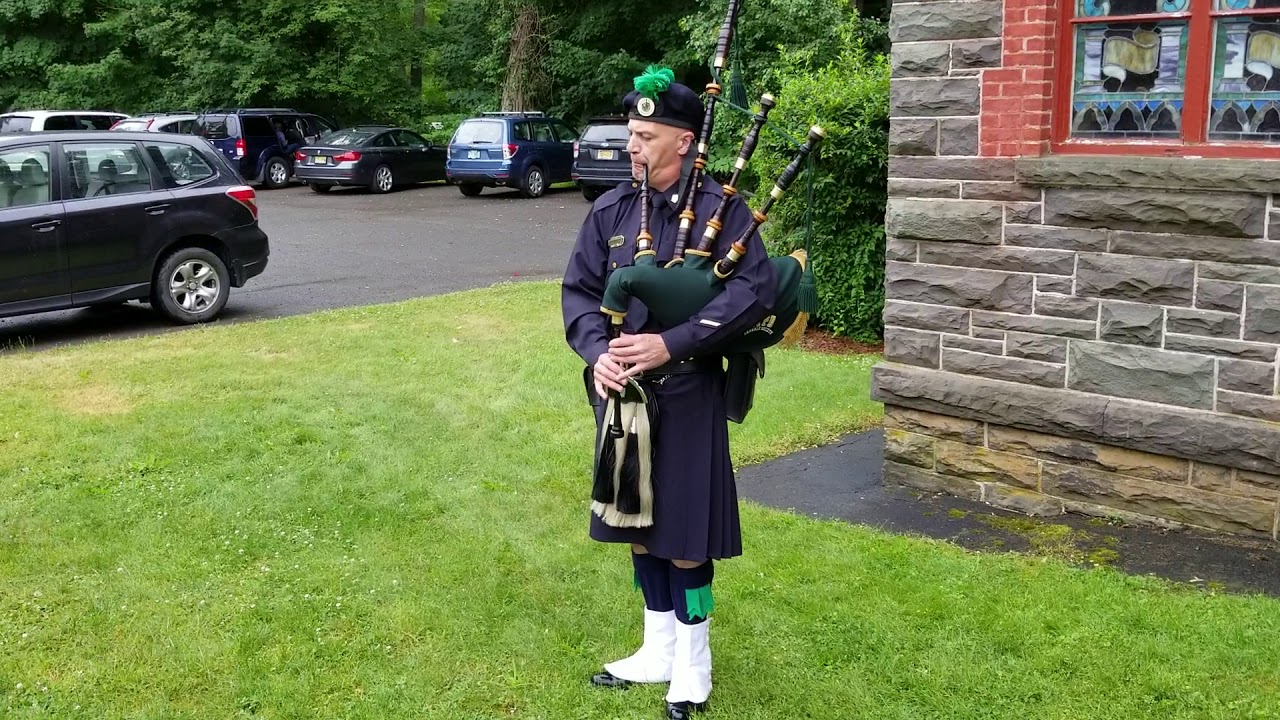 Wearing of the green- Lieutenant Daniel o'grady - YouTube