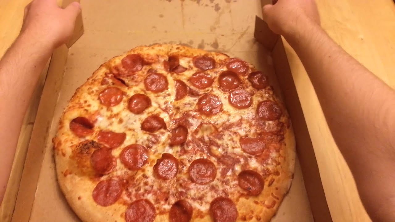 Large Pepperoni Pizza - Little Caesar's Unboxing - YouTube