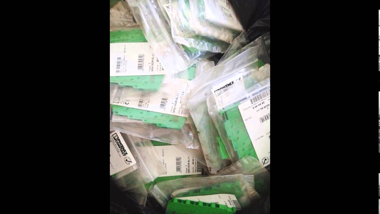 AVAILABLE for sale NEW SURPLUS Phoenix Contact Signal Convertor Mini ...