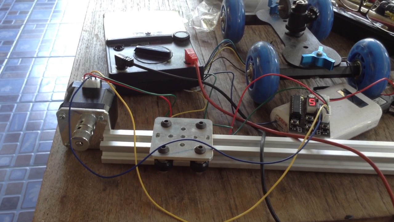 Test the stepper motor (Nema 17) with the DIY camera dolly. - YouTube