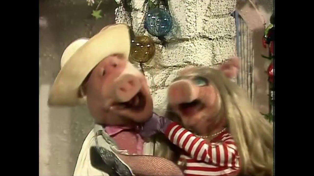 Muppet Songs: Miss Piggy - Never on a Sunday - YouTube
