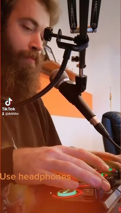 Boss rc 505 /2021 // Loopstation // Granular Delay // Just Chillin - YouTube