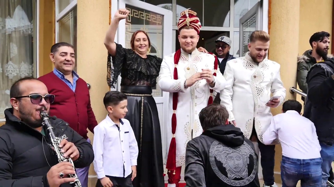 Alex Kojo -Am inima Fericita Live @ Nunta Catalin si Francesca - YouTube