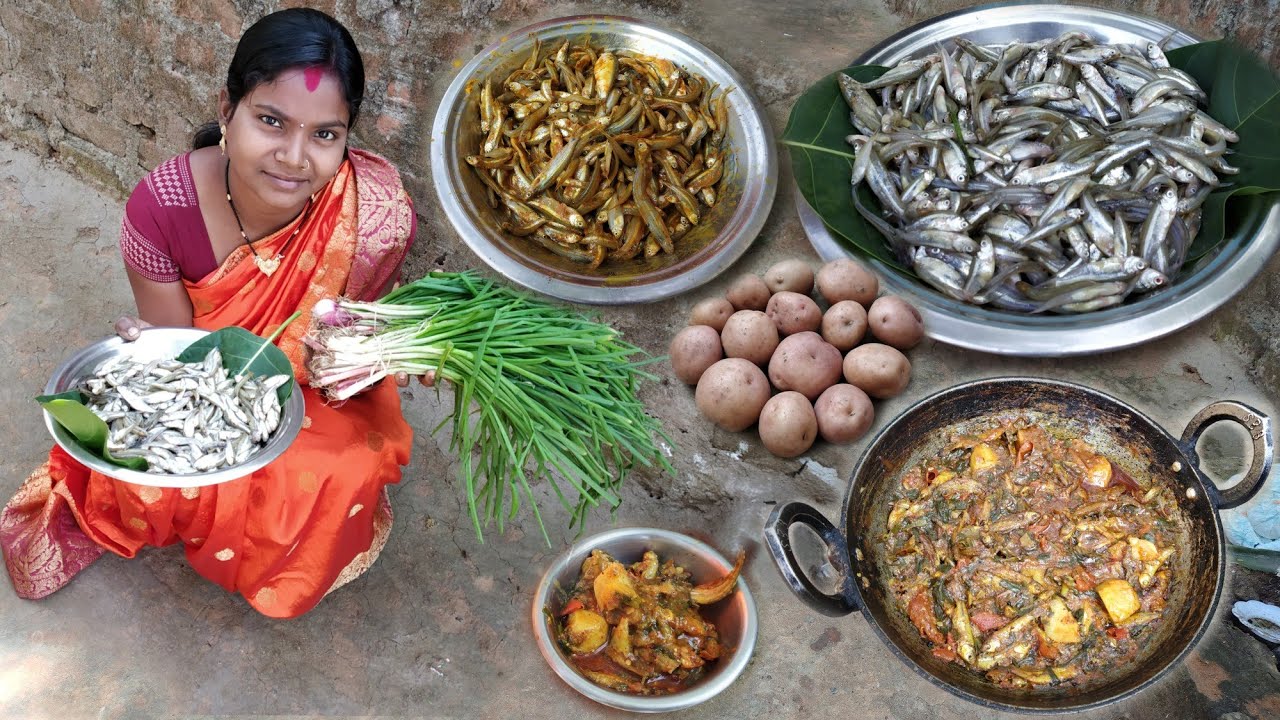 SMALL FISH CURRY with ONION leaves cooking and eating | village life ...