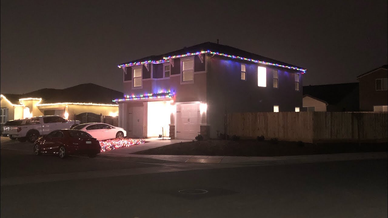 Episode 101: House Key Party {Vlogmas Series} - YouTube