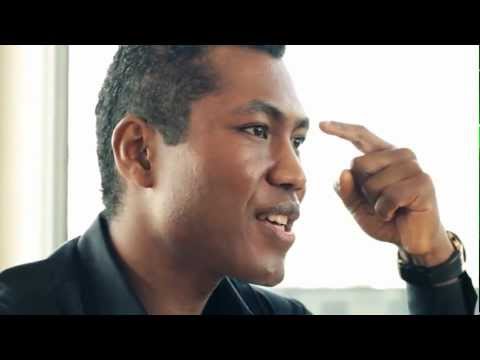 The MAN Breakthrough Experience: The Women's Seminar - YouTube