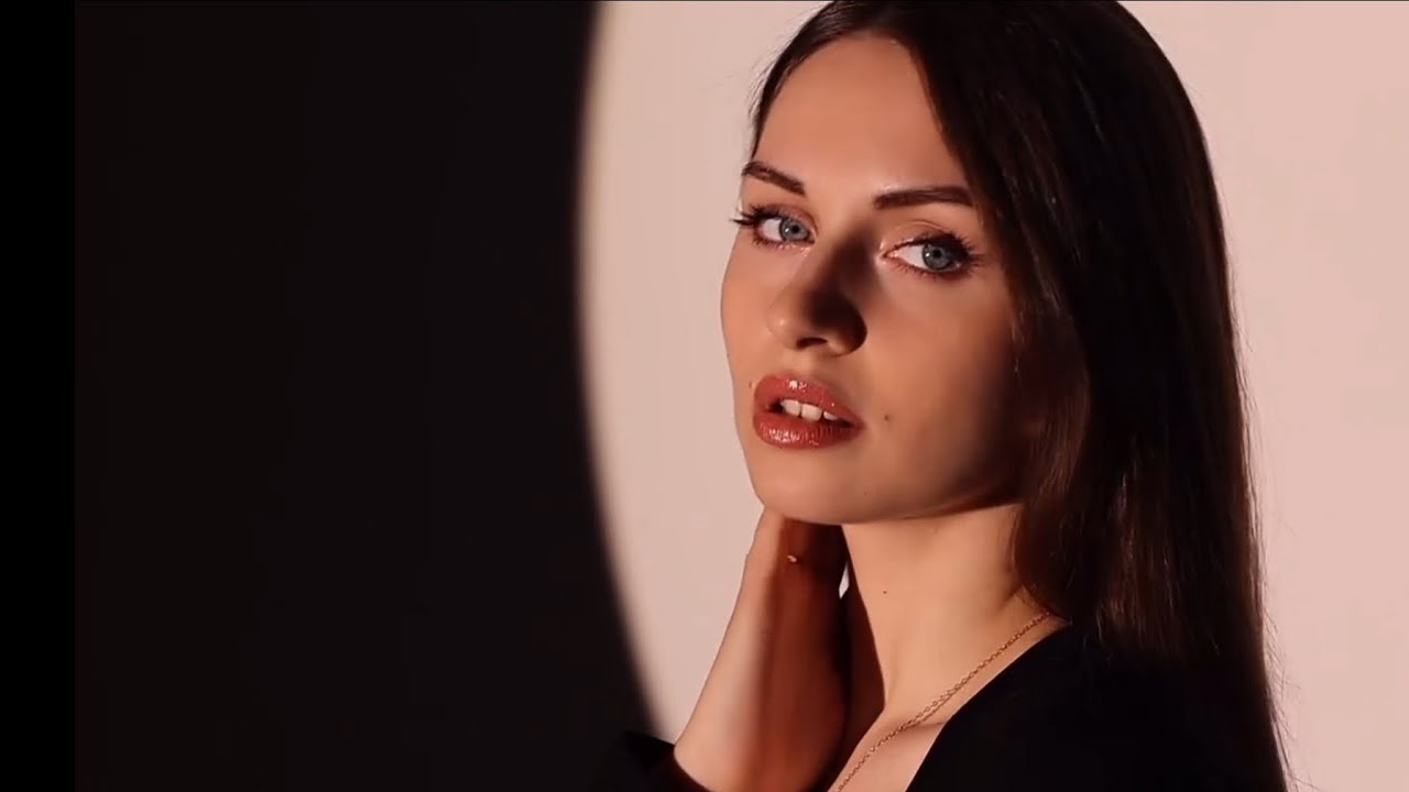 ORI Fashion a bright photo shoot in dark with beautiful skilled model # ...