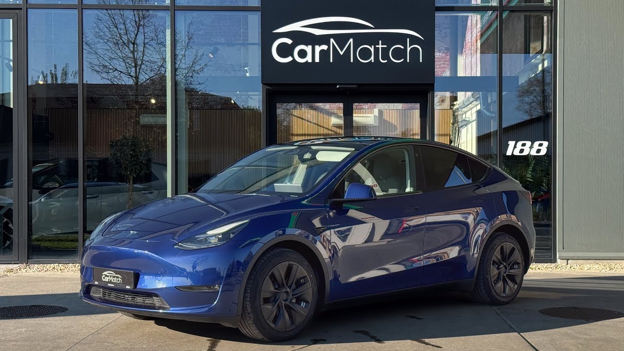 Tesla Model Y Long Range - Deep Blue Metallic @ CarMatch - YouTube