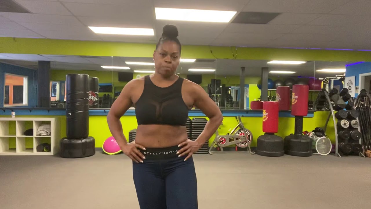 Learn a proper Cardio Kickboxing Roundhouse kick - YouTube