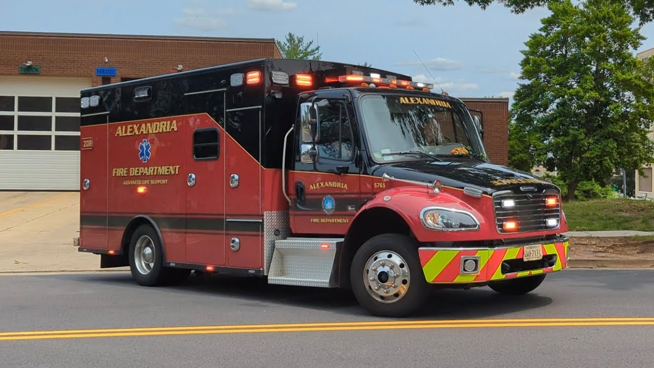 City of Alexandria Fire Department | Medic 208 Responding & Engine 208 ...