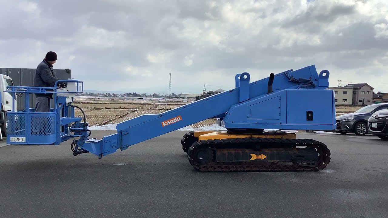 SR12B アイチコーポレーション 自走式高所作業車 - YouTube