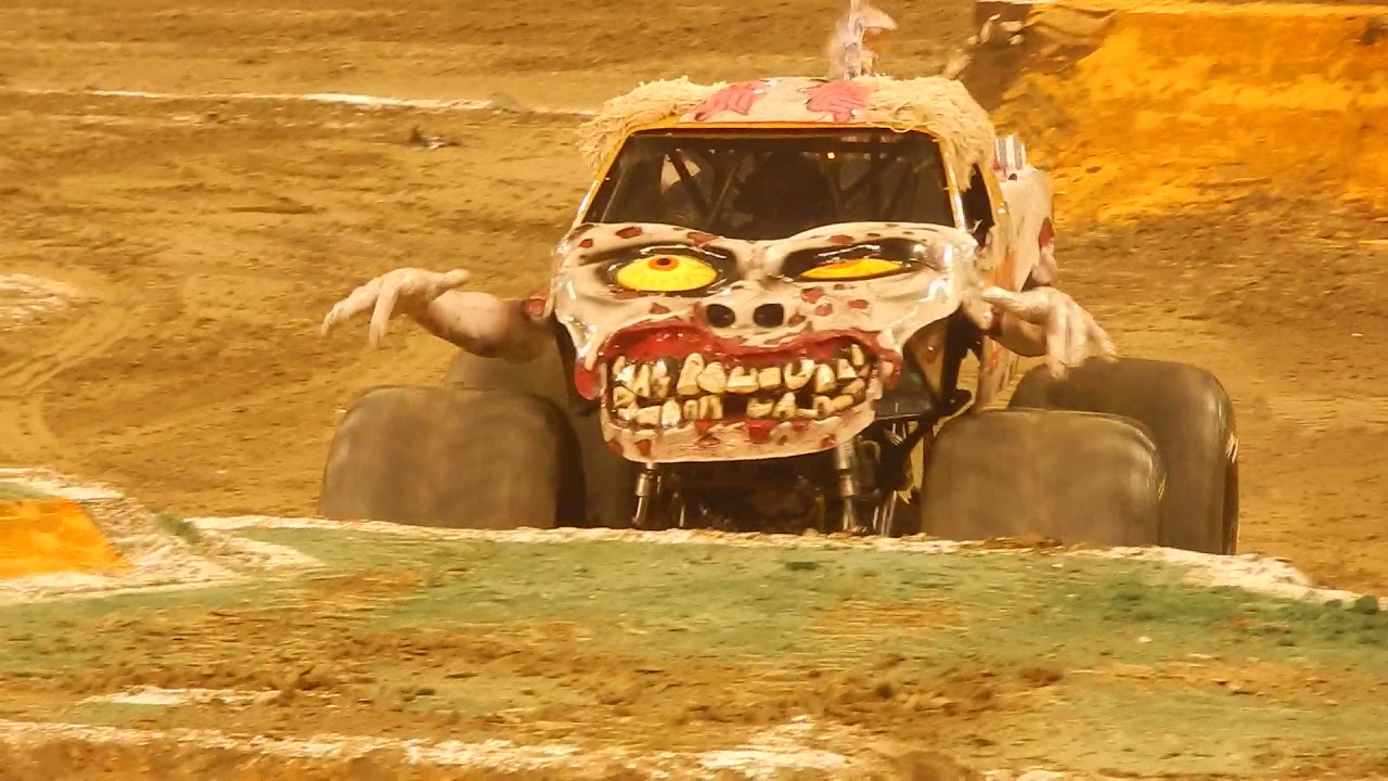 2017 Indianapolis Monster Jam - Zombie - YouTube