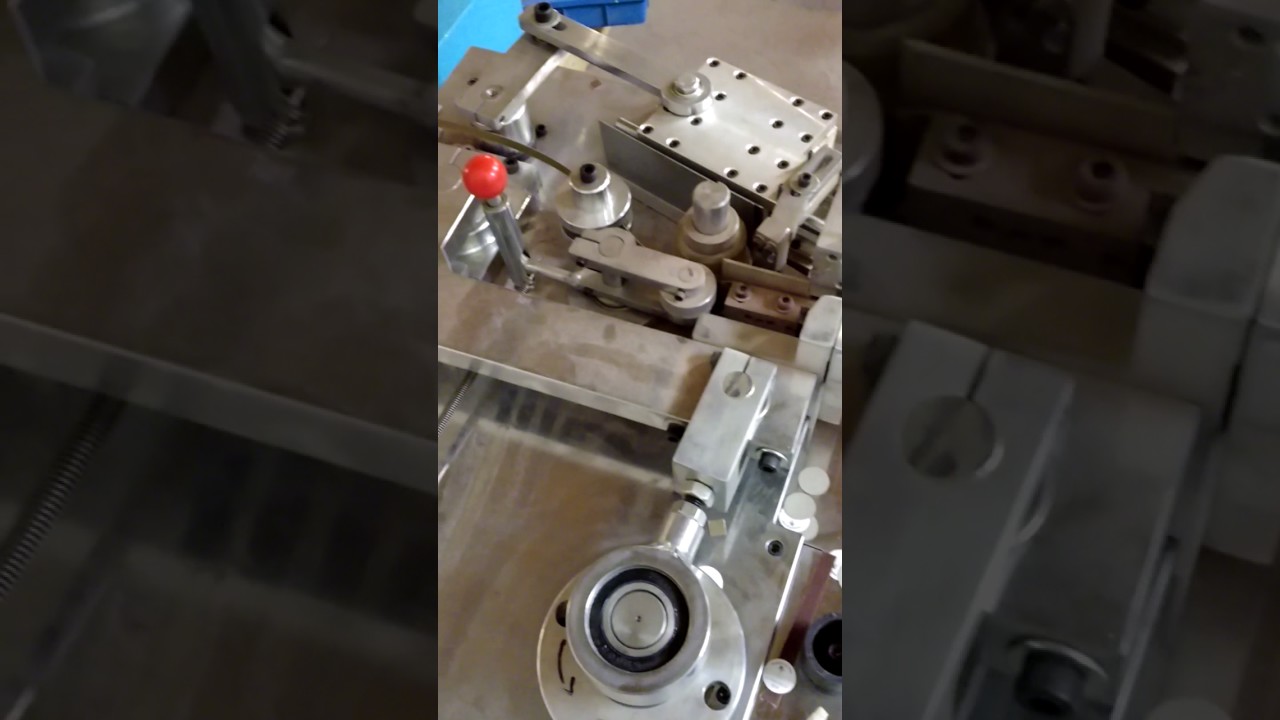 shaft mounted flap wheel machine - YouTube