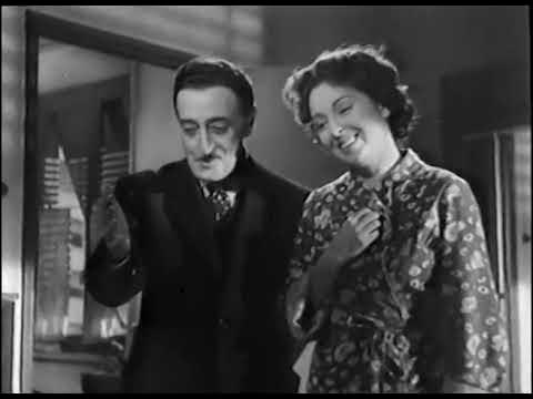 Totò e Lea Padovani nella scena finale di "Una di quelle" (1953) - YouTube