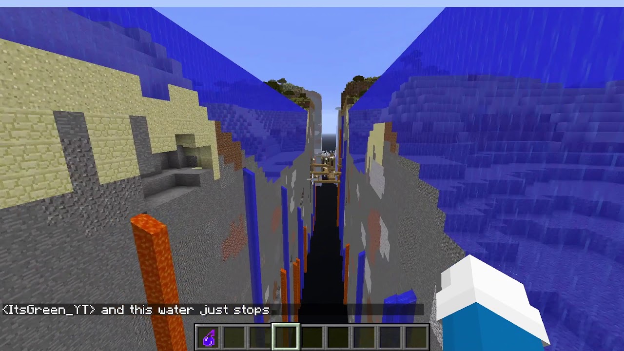 Another Weird Glitch in Minecraft - YouTube