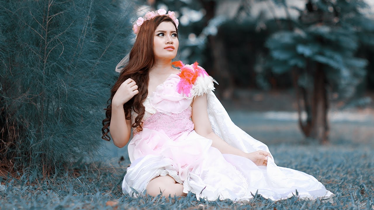 Soft Cinematic Color Effect | Photoshop Tutorial Grading - YouTube