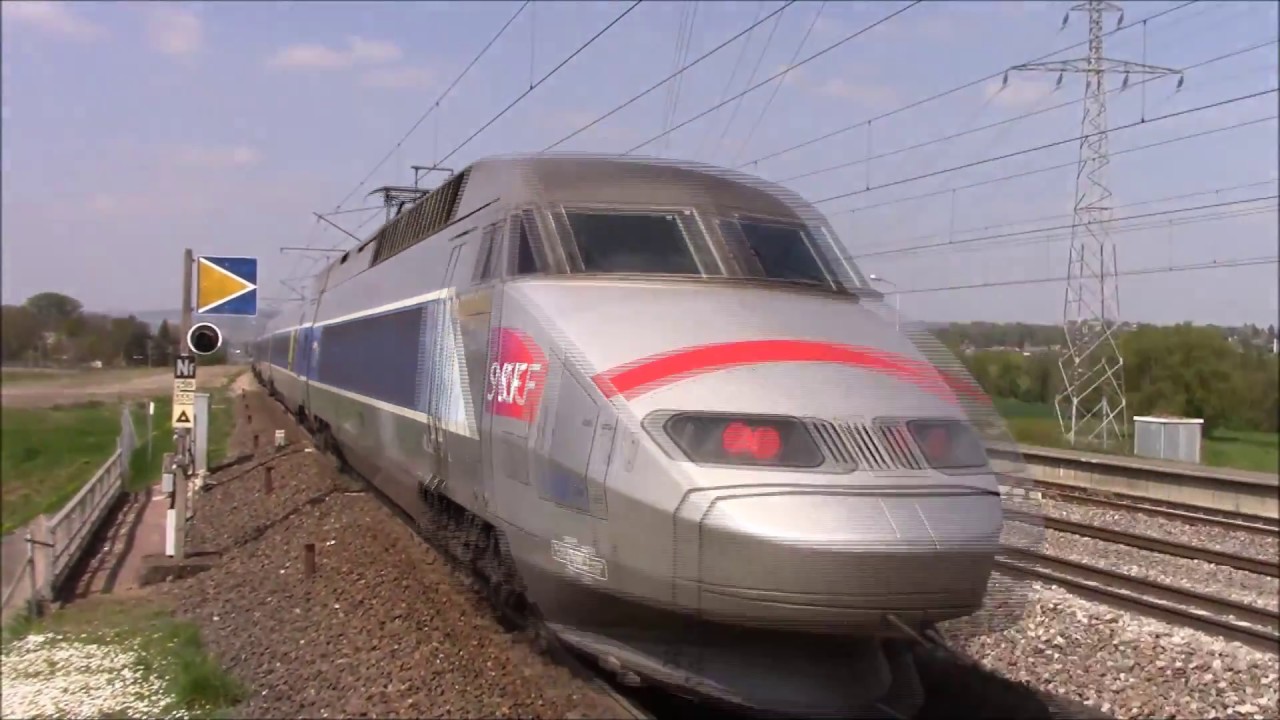 [HD] TGVs passing Macon TGV - YouTube