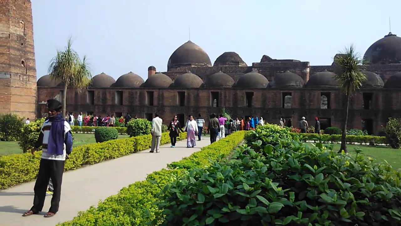 katra masjid in Hazardwari Mushirdabad the tomb of Nawab Murshid Quli ...