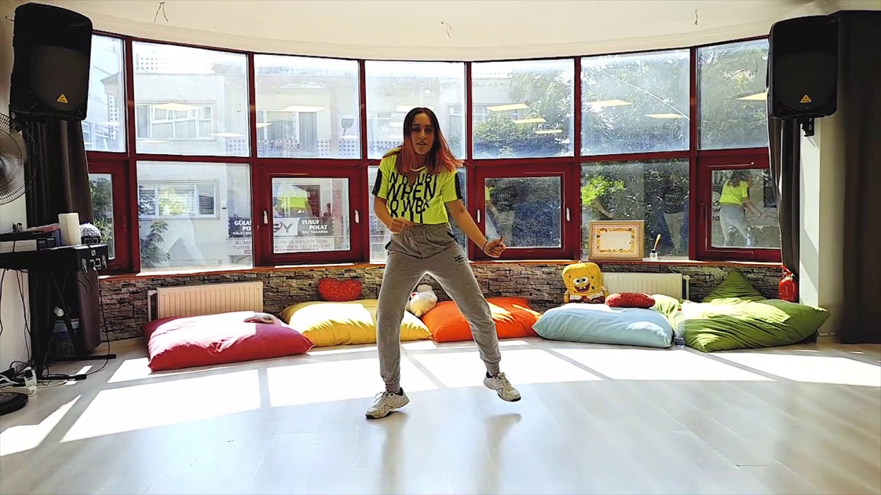 YA DUN KNOW /BURCU NERGİS CHOREOGRAPHY/ dancecholicacademy - YouTube