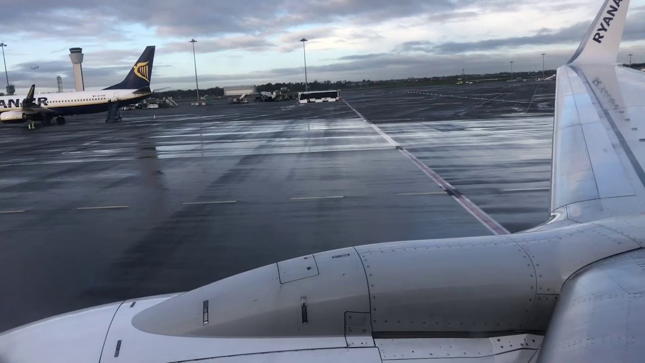 Ryanair Boeing 737-800 take off FR7148 from Dublin airport - YouTube