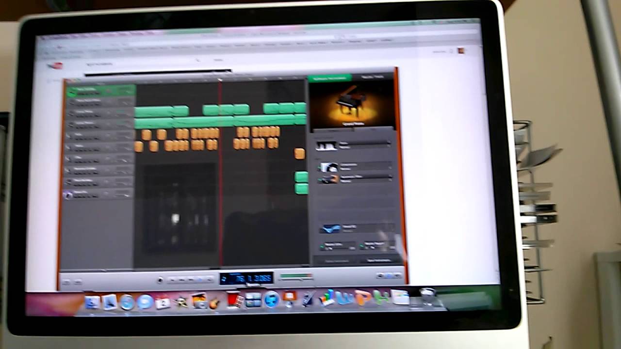 Flight (Piano cover) by Monstercat - YouTube