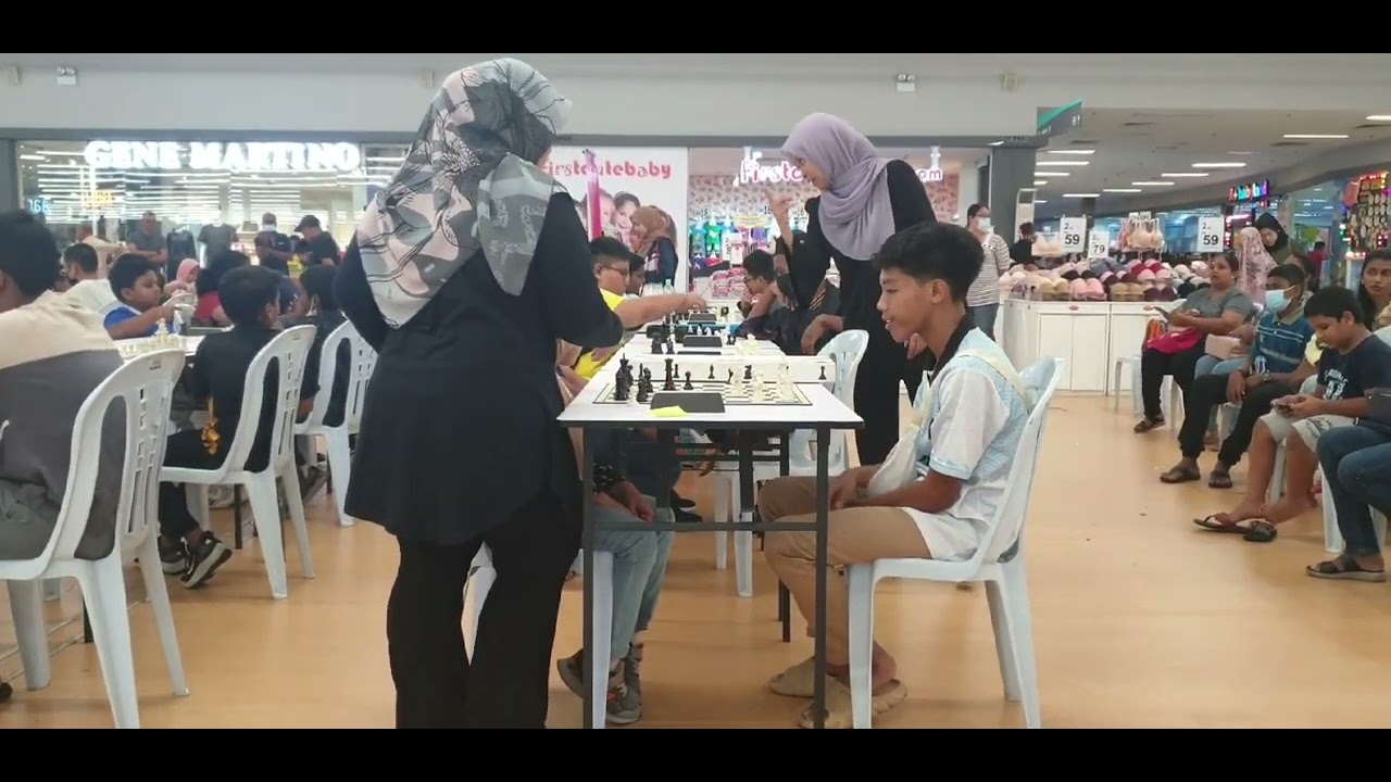 Gioko Strixe Chess U15 Tournament Lotus Manjung - YouTube