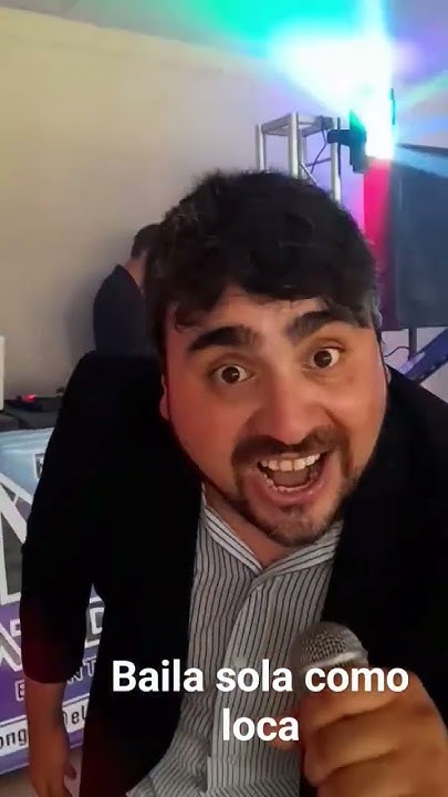 Baila sola como loca. #apurobaile #bailando #cumbias # ...
