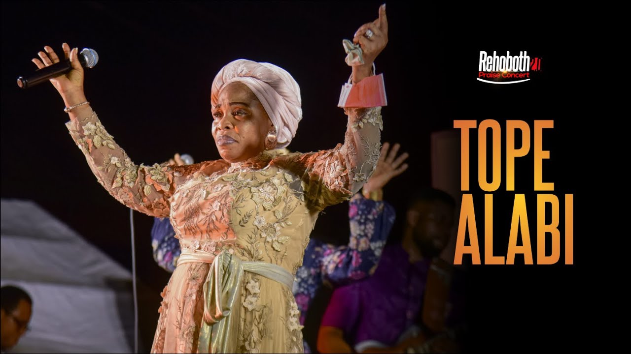 CHRISTMAS PRAISE SPECIAL by Tope Alabi; Ministration at Rehoboth Praise ...